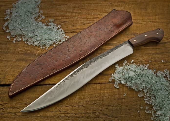 How a Bolo Knife Looks - 2024 Guide - Green Poison