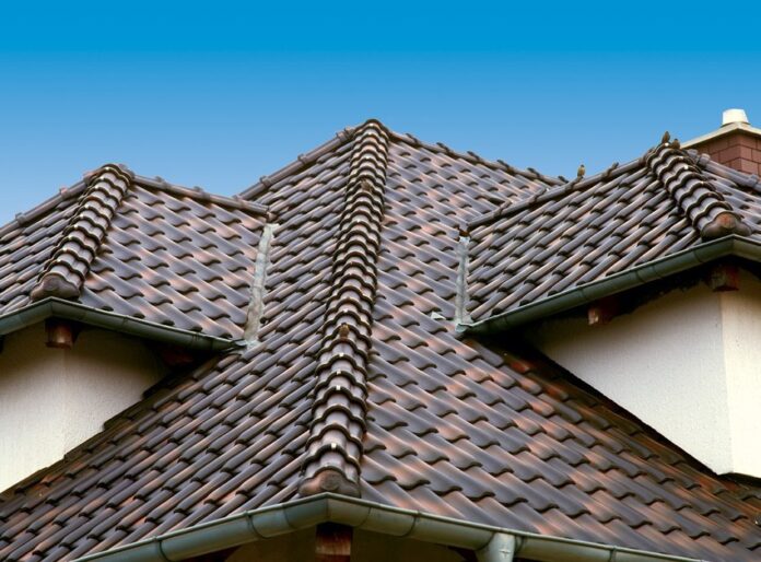Dos and Don'ts of Reroofing a Home - Green Poison