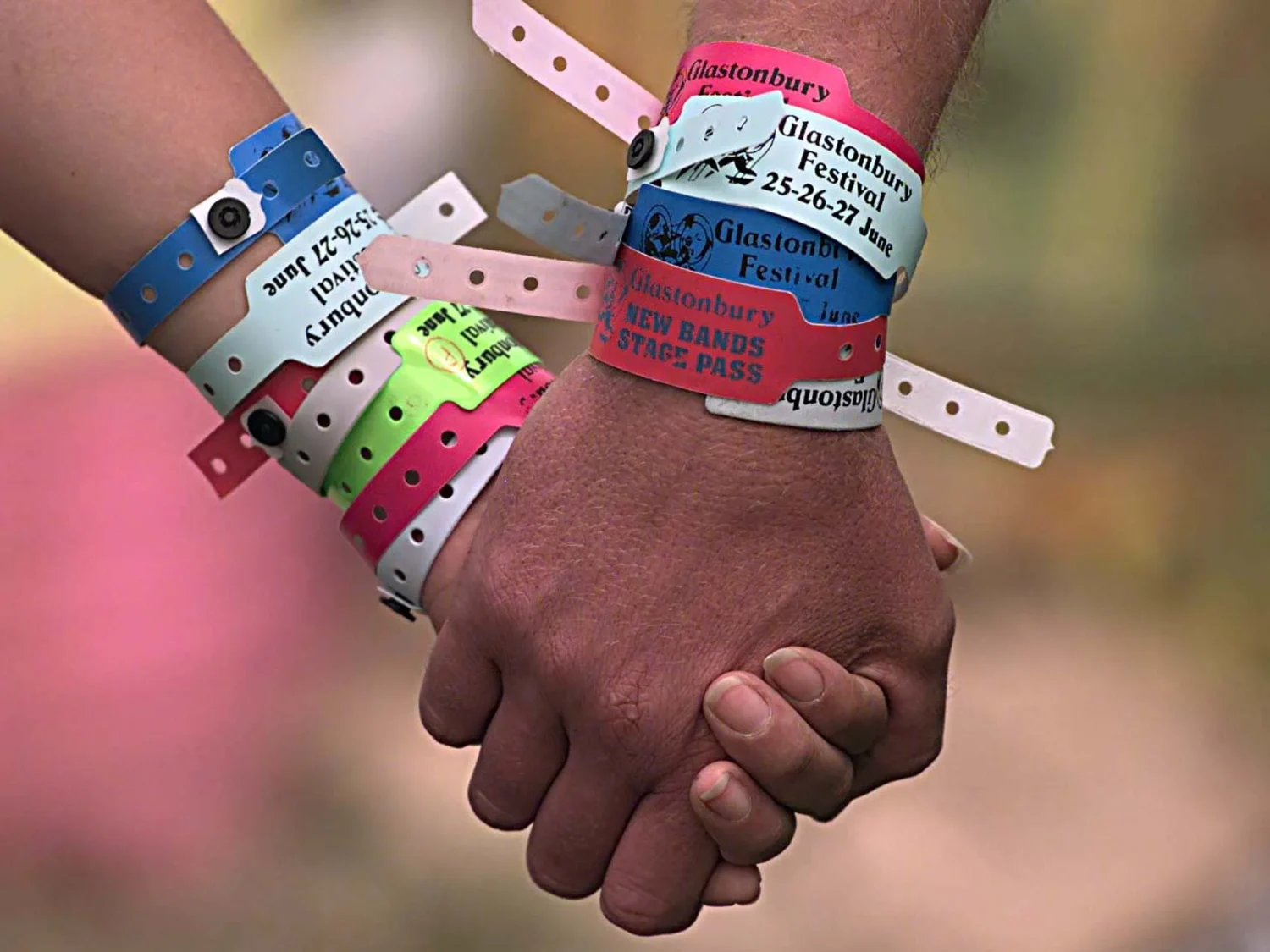 4 Tips for Designing the Perfect Event Wristband - Green Poison