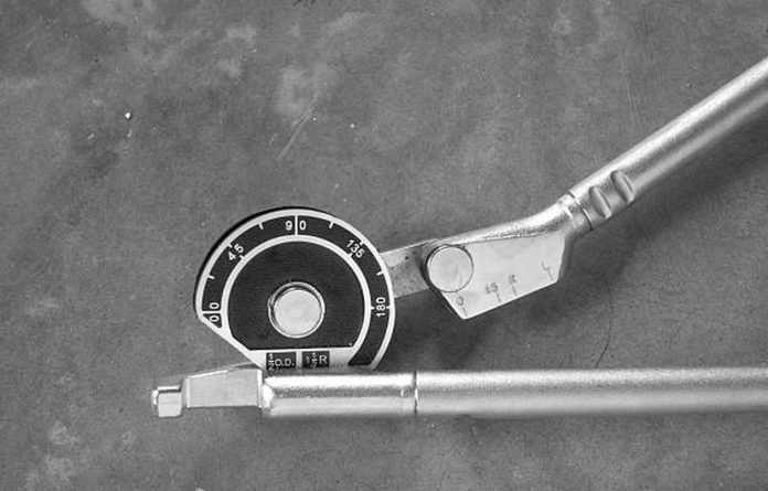 The Ultimate Guide to Pipe Benders for Plumbing - Green Poison