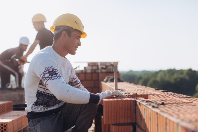 Five Lifestyle Changes That Can Help Construction Workers to Stay ...