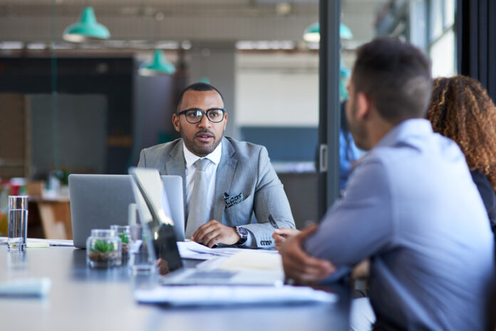 5 Must-Know Tips for Effective Communication as a CEO - Green Poison