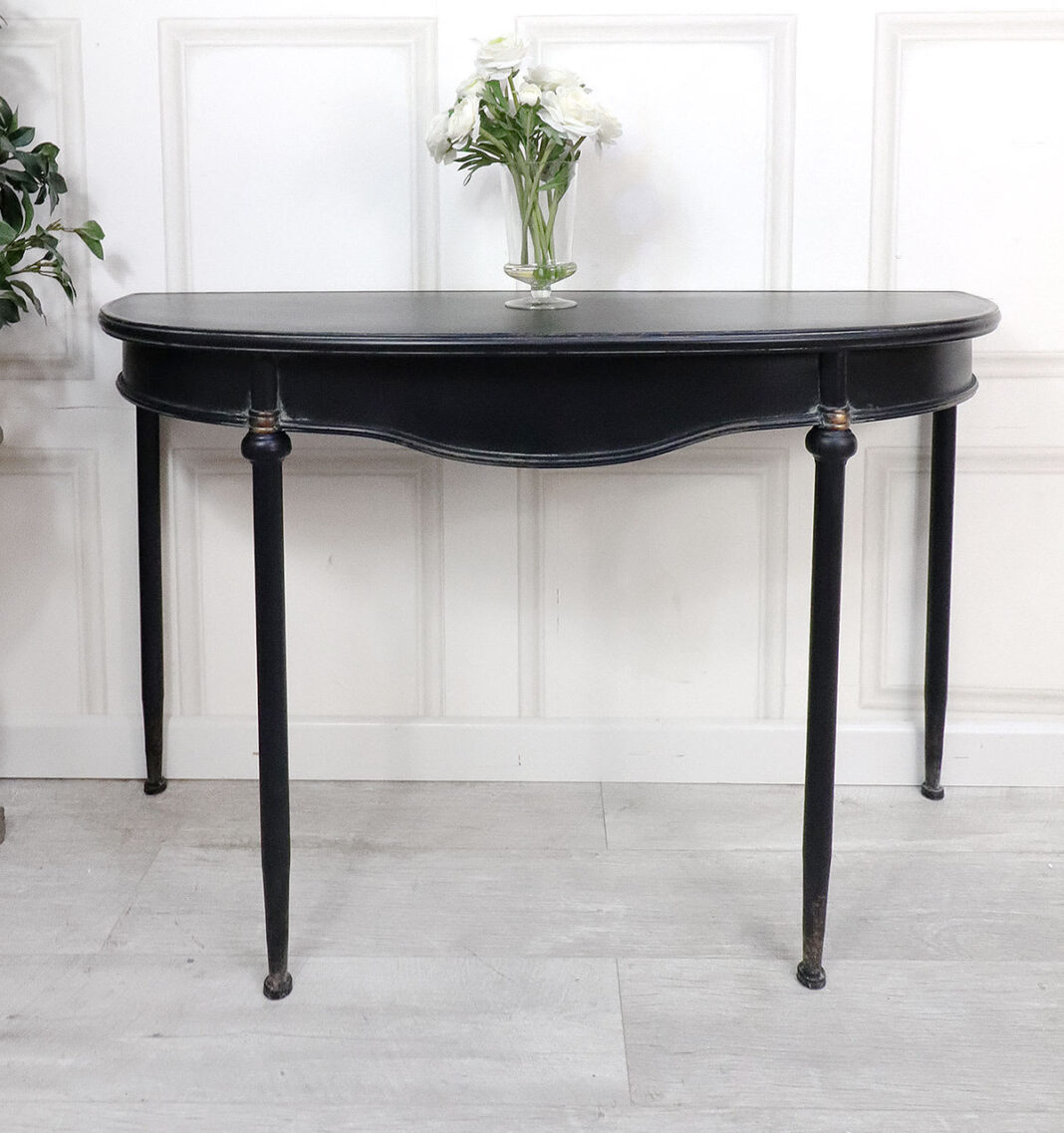 The Transformative Power of a Curved Console Table in Living Spaces ...